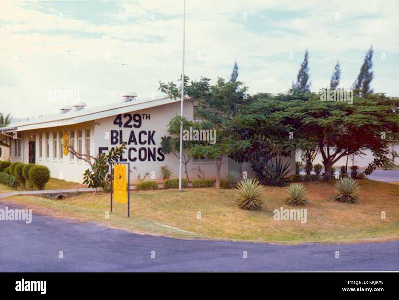 429th Tactical Fighter Squadron - Squadron Headquarters Stockfotografie ...