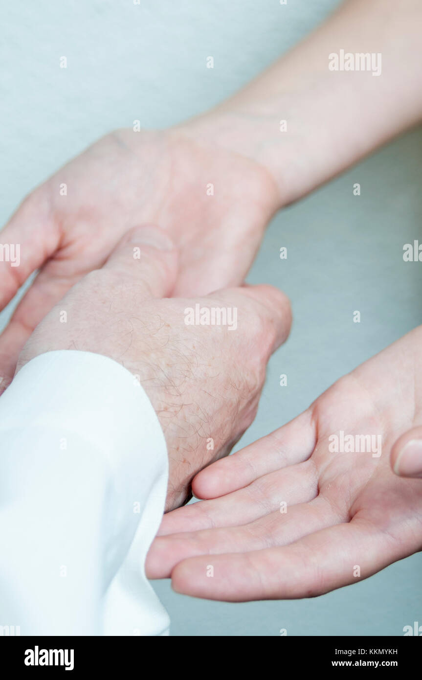 Salbung der kranken -Fotos und -Bildmaterial in hoher Auflösung – Alamy