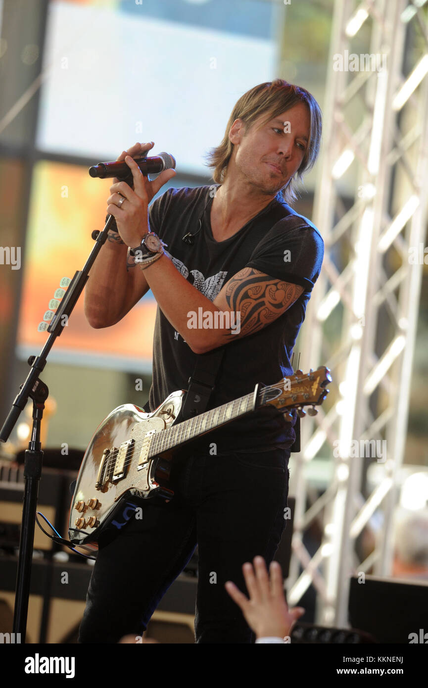 NEW YORK, NY - AUGUST 07: Musiker Keith Urban führt auf NBC's "Heute ...
