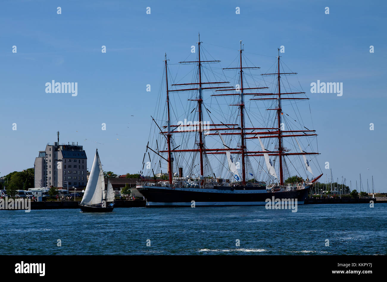 Segelboot europa -Fotos und -Bildmaterial in hoher Auflösung – Alamy