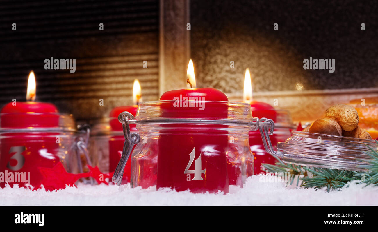 4 advent -Fotos und -Bildmaterial in hoher Auflösung – Alamy