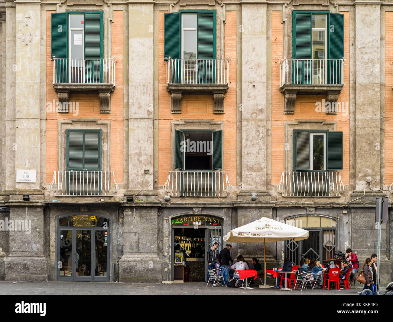 Napoli centro -Fotos und -Bildmaterial in hoher Auflösung – Alamy