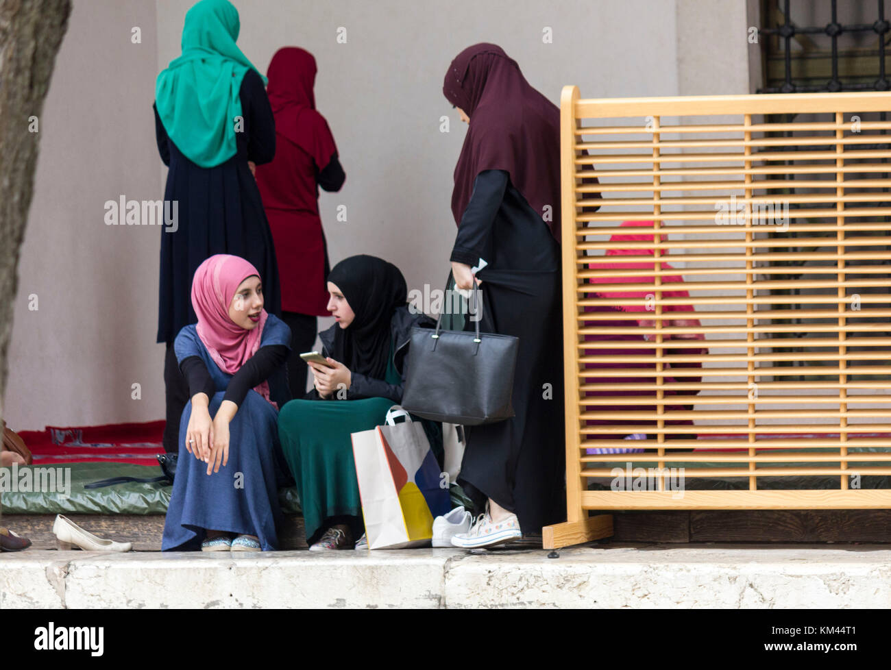 Sarajevo Muslim Girl Stockfotos und -bilder Kaufen - Alamy