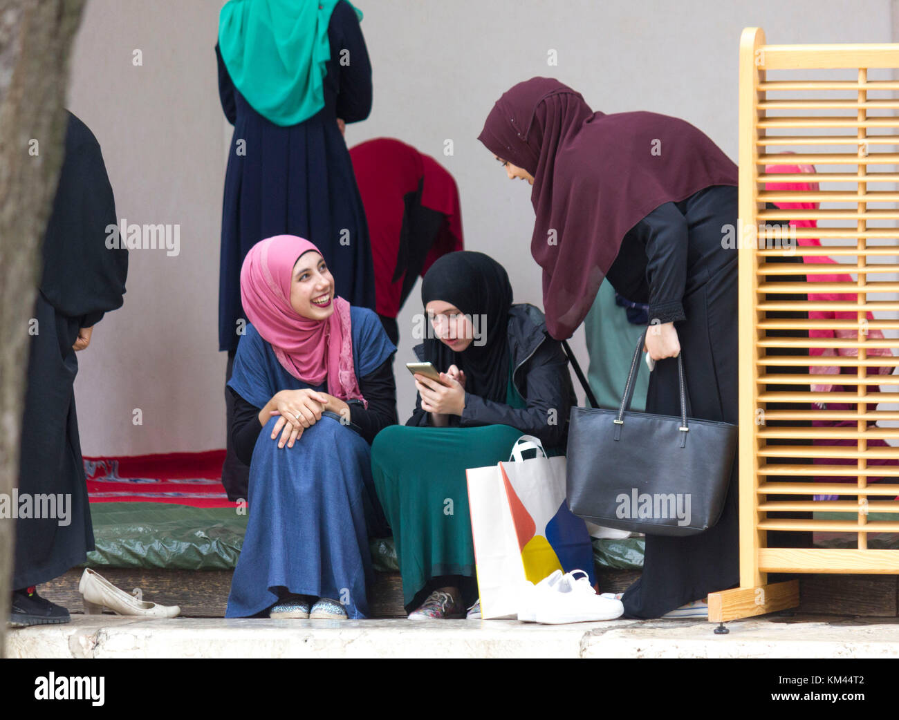 Sarajevo Muslim Girl Stockfotos und -bilder Kaufen - Alamy