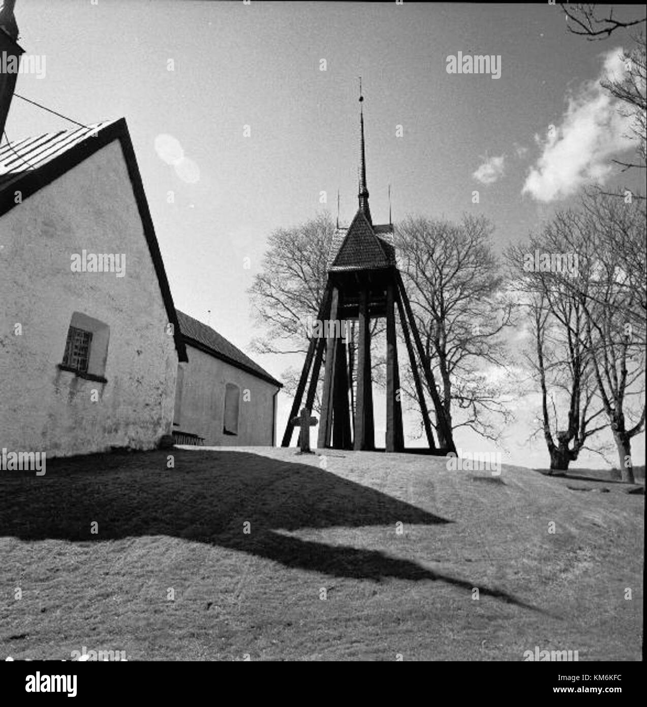 Husby Oppunda Kyrka ist eine historische Kirche in Schweden. Es ...