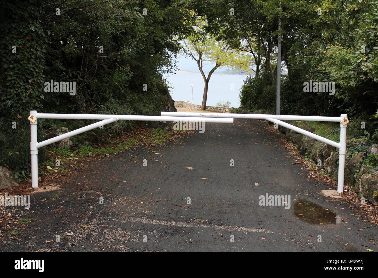 Eingang Blockieren Stockfotos und -bilder Kaufen - Alamy