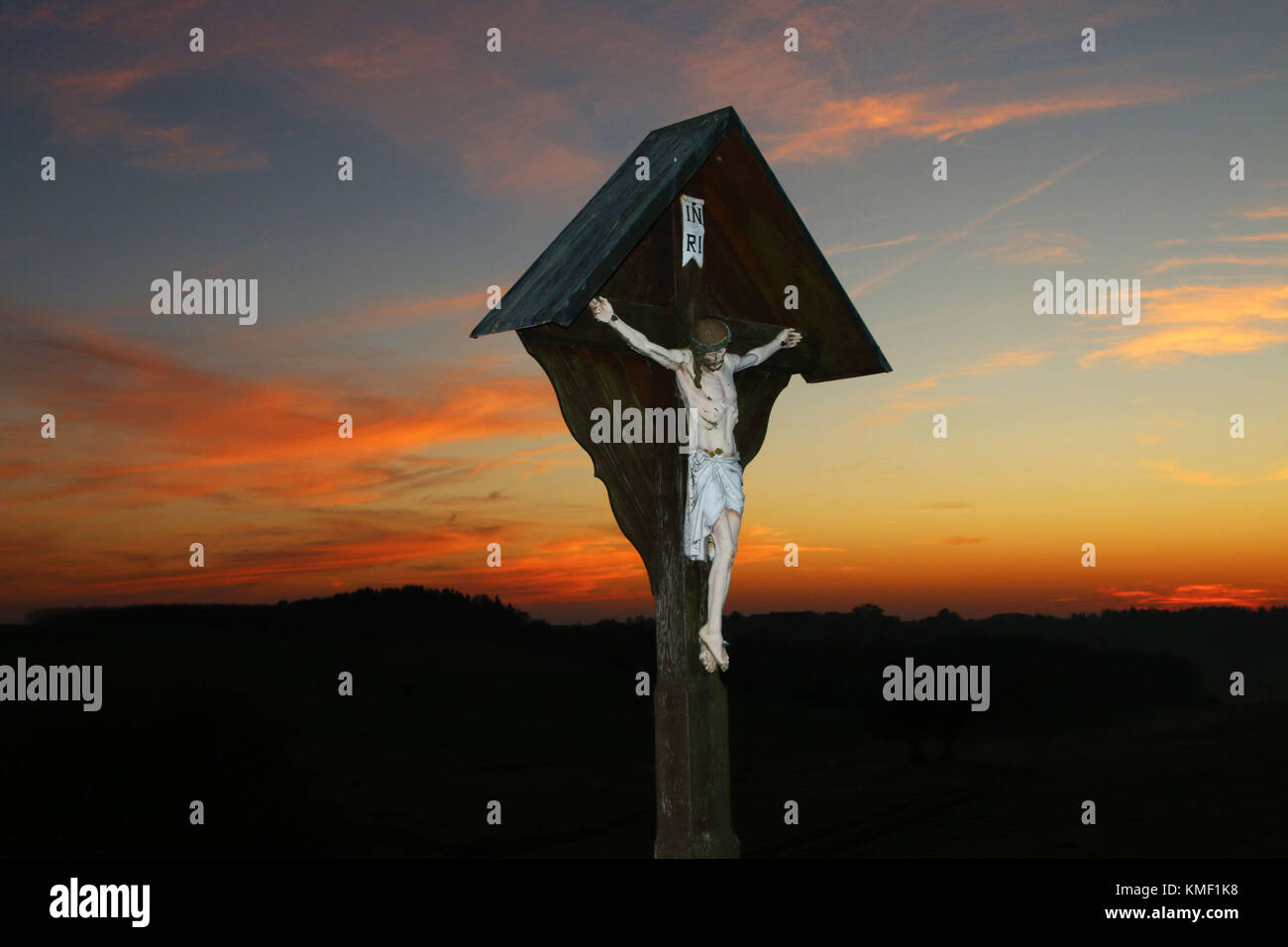 Kreuzigung auf dem kalvarienberg -Fotos und -Bildmaterial in hoher Auflösung – Alamy