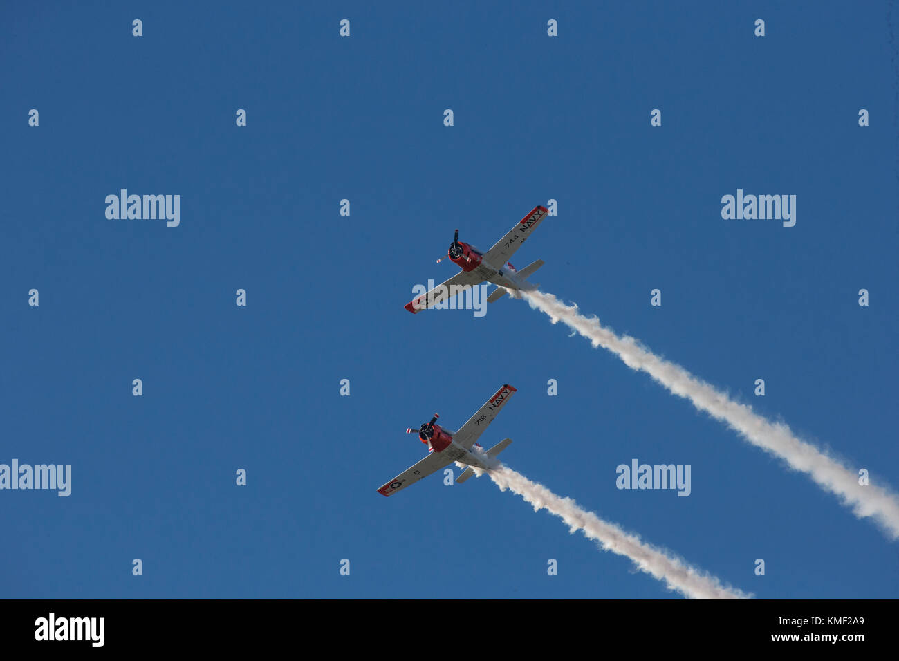 Old airplanes -Fotos und -Bildmaterial in hoher Auflösung – Alamy
