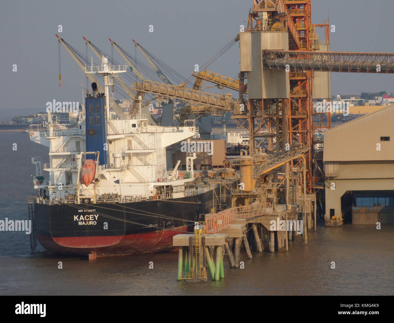 Port Operations Logistik cargo bulk Cargill Kai dock Anlegestelle ...