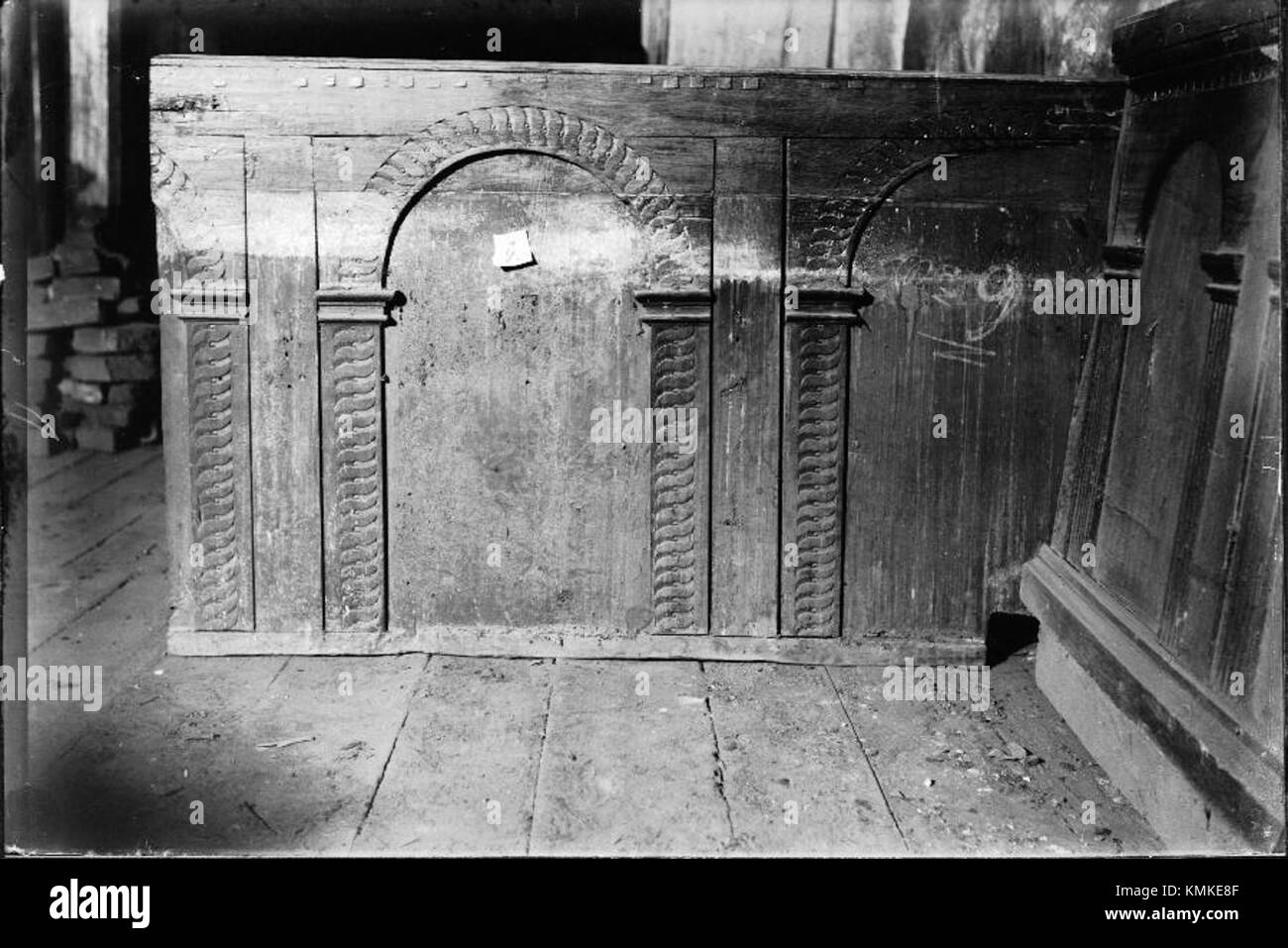 Stora Tuna Kyrka, in Schweden, ist eine historische Kirche, die für ihr ...