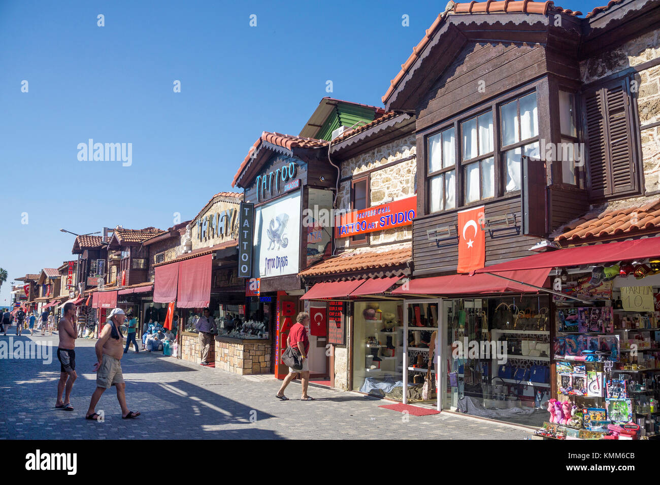 Basar, Souvenirläden in der Altstadt von Side, Türkische Riviera ...