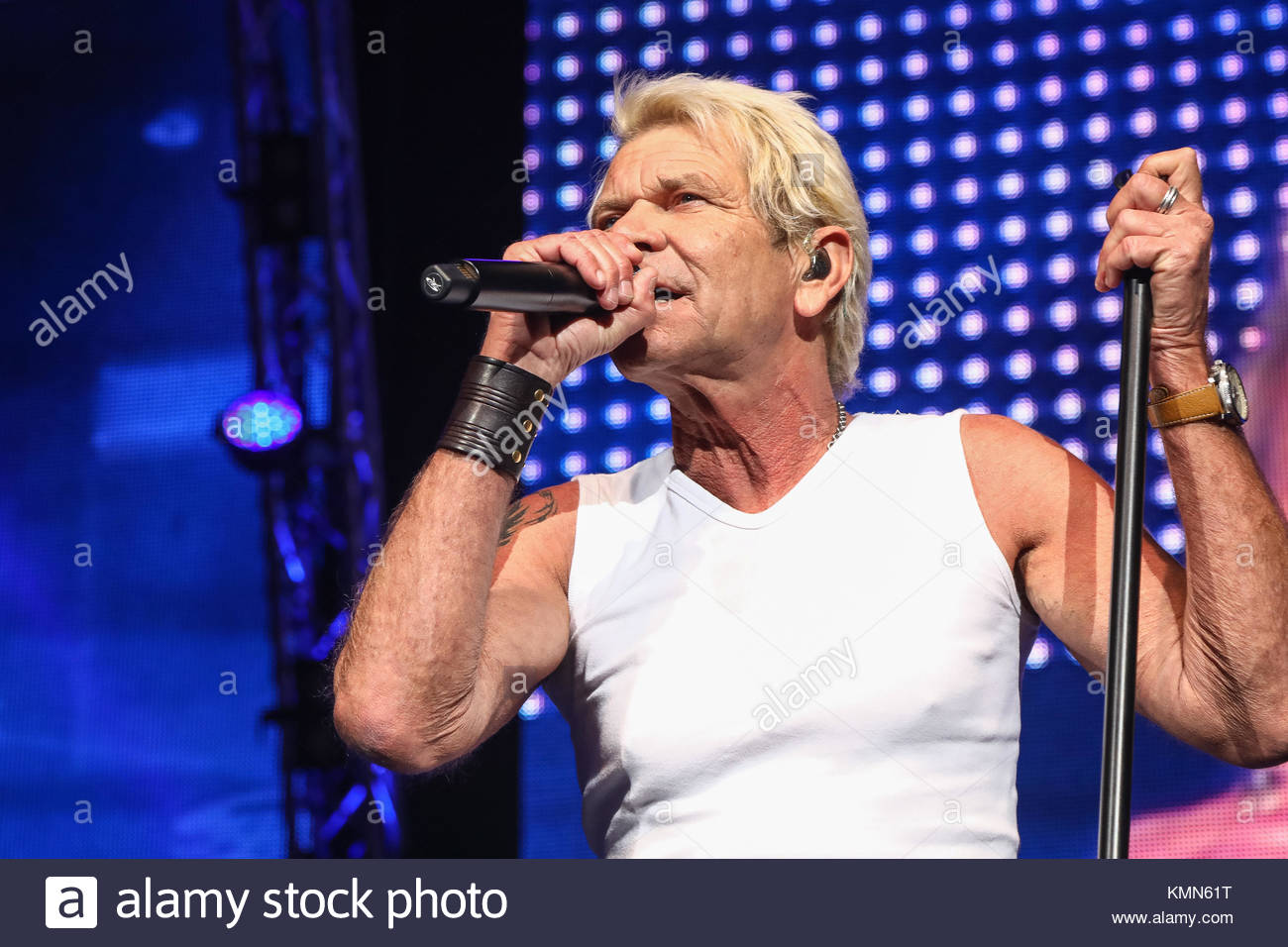 German Singer Schlager Music Stockfotos & German Singer Schlager Music ...