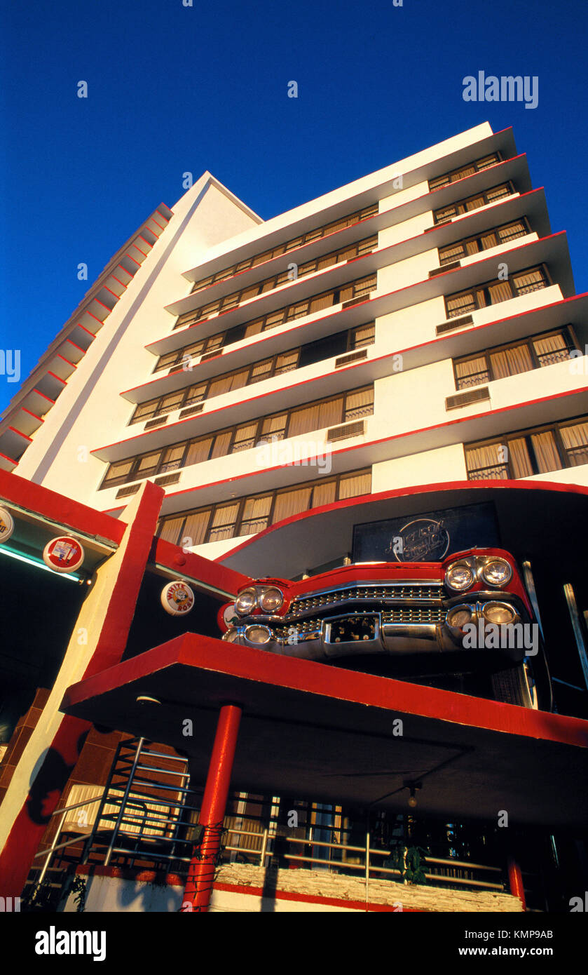Dezerland Hotel, Haus des amerikanischen Klassiker Michael Dezer die ...