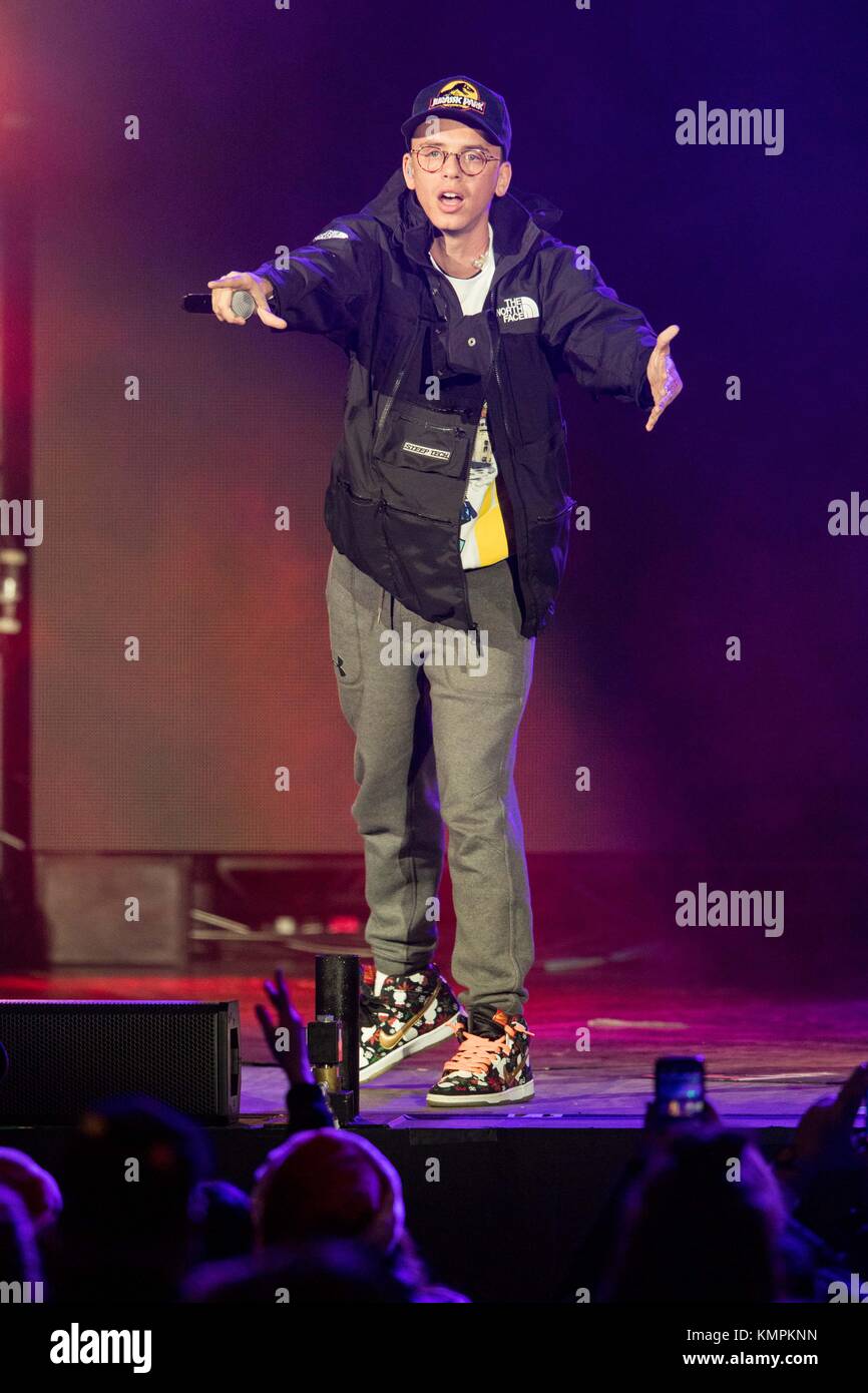 Rosemont, Illinois, USA. 7 Dez, 2017. rapper Logik (Sir Robert bryson ...