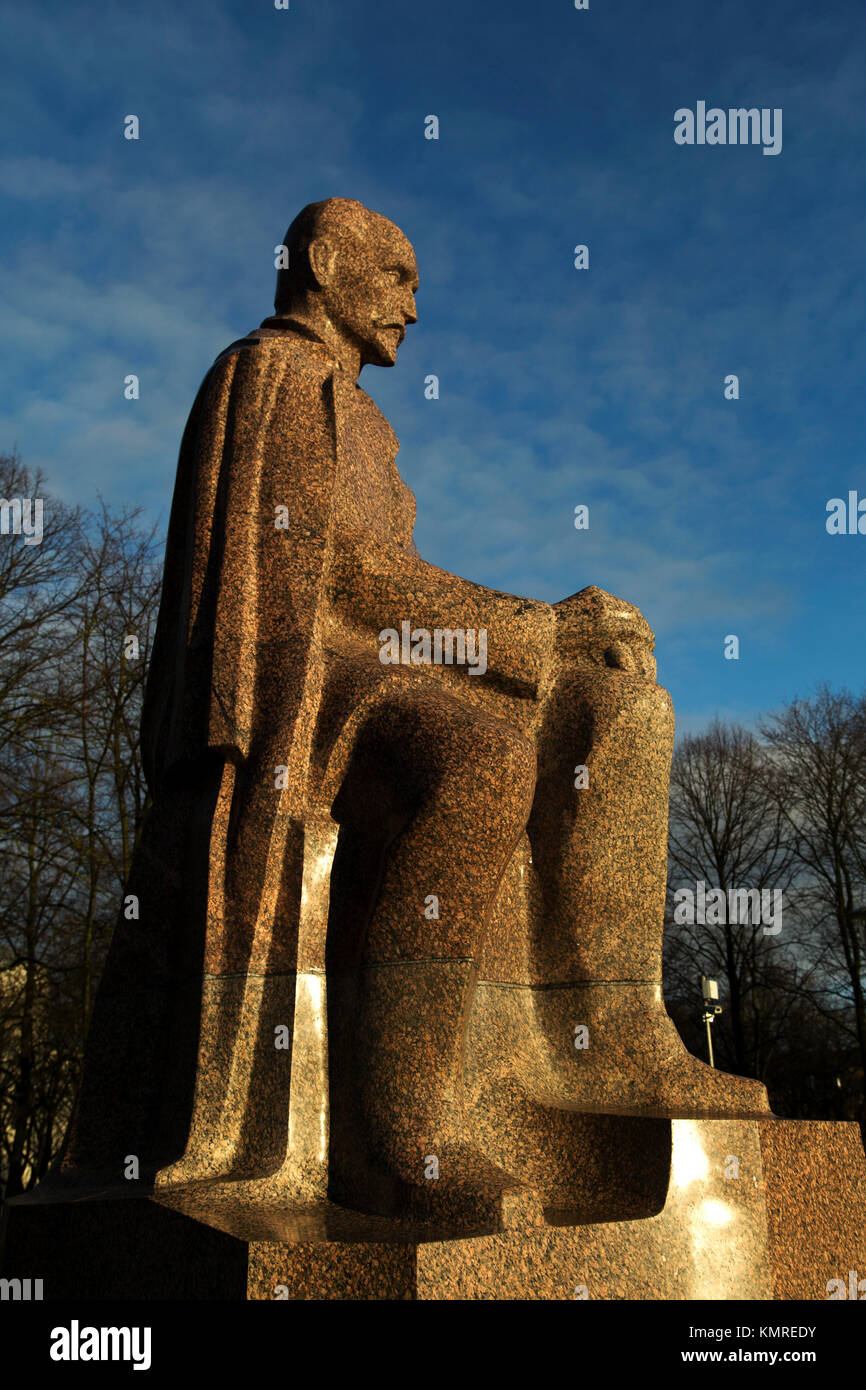 Janis rainis denkmal -Fotos und -Bildmaterial in hoher Auflösung – Alamy