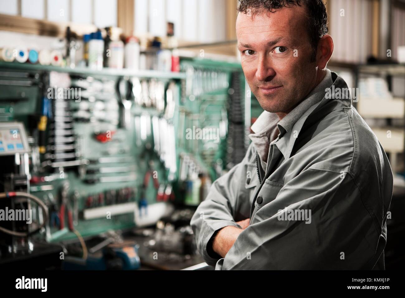 Mechaniker Autowerkstatt Stockfotos und -bilder Kaufen - Alamy