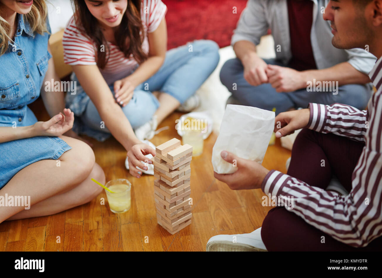 Freizeit mit freunden -Fotos und -Bildmaterial in hoher Auflösung – Alamy