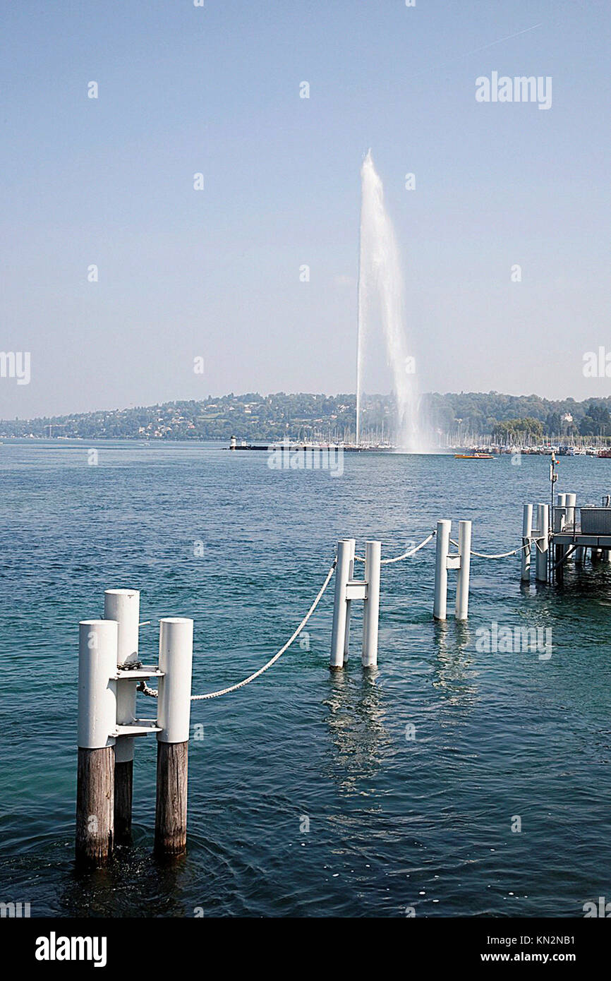 Schweiz brunnen -Fotos und -Bildmaterial in hoher Auflösung – Alamy
