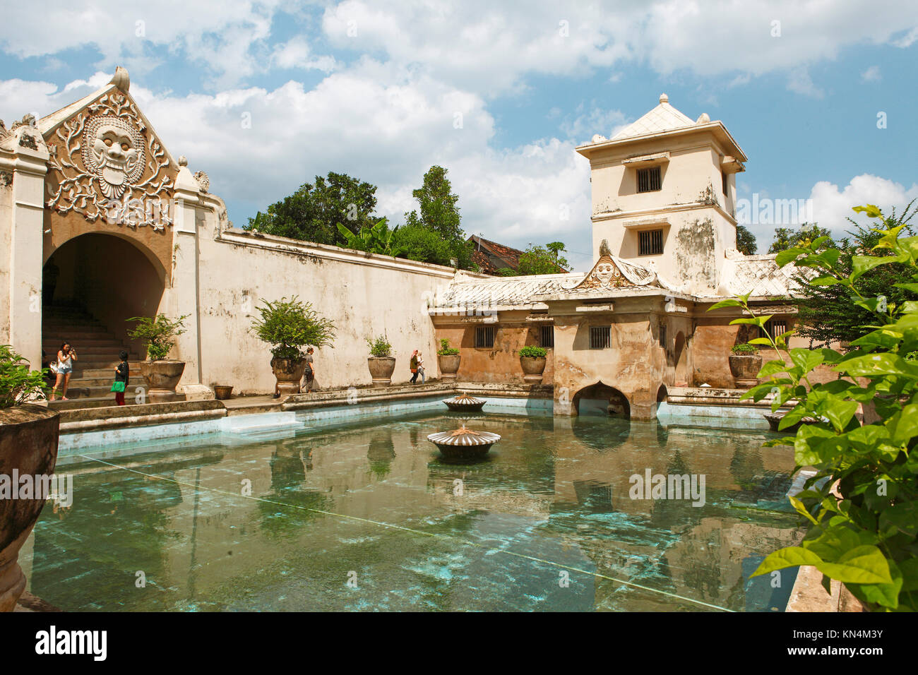 Taman Sari Wasserschloss in dem Sultanspalast Kraton, Yogyakarta, Java, Indonesien ...