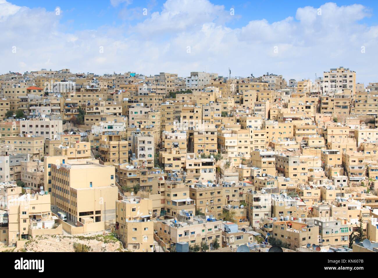 Amman, Jordanien: Panoramablick von Amman aus einem der Hügel rund um ...
