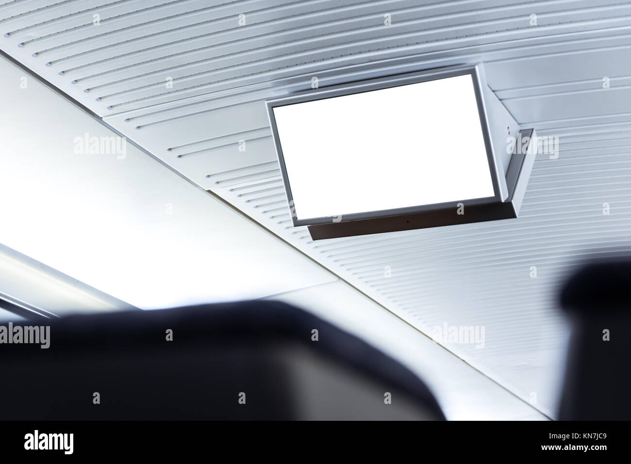 Öffentliche Verkehrsmittel Innenraum Werbung Bildschirm kleine Mockup ...