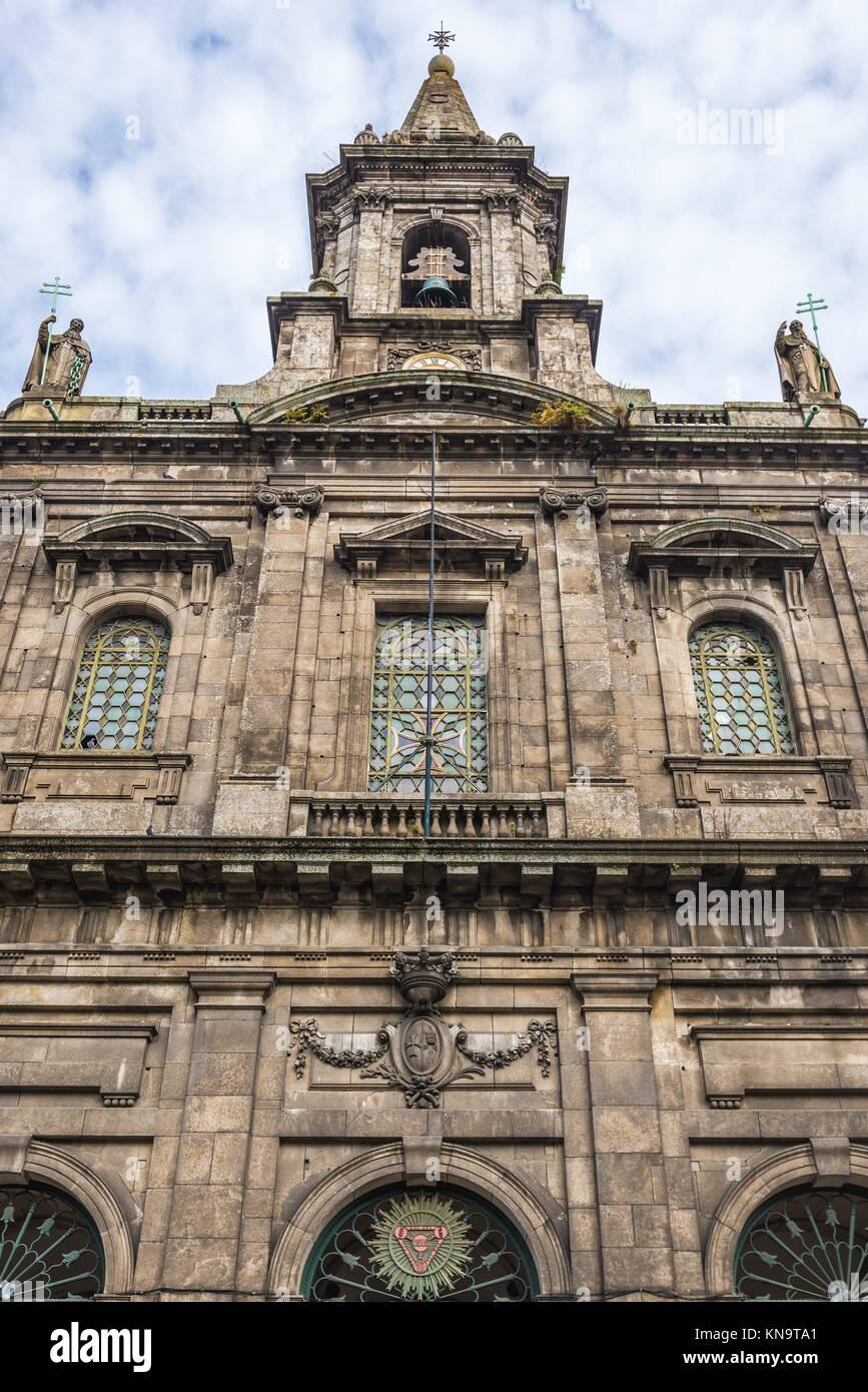 Trindade katholische kirche -Fotos und -Bildmaterial in hoher Auflösung – Alamy