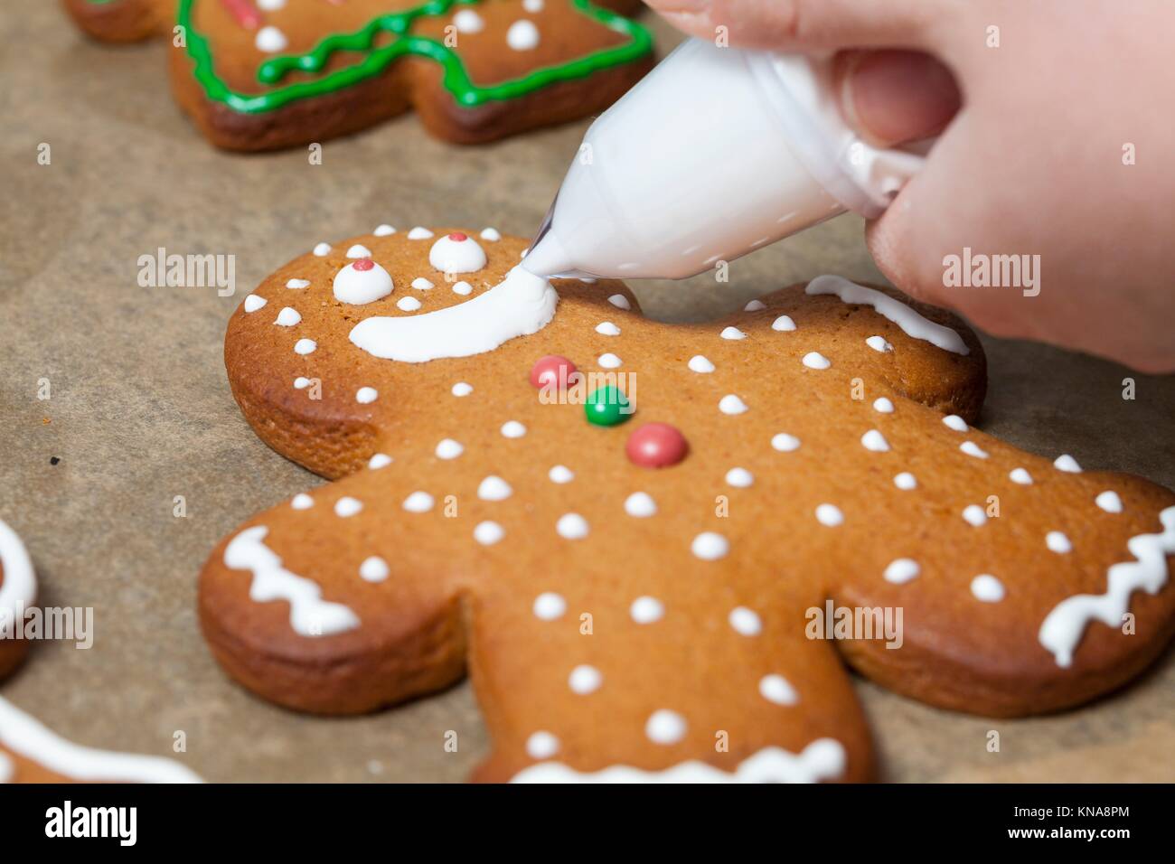 Gingerbread mold -Fotos und -Bildmaterial in hoher Auflösung – Alamy