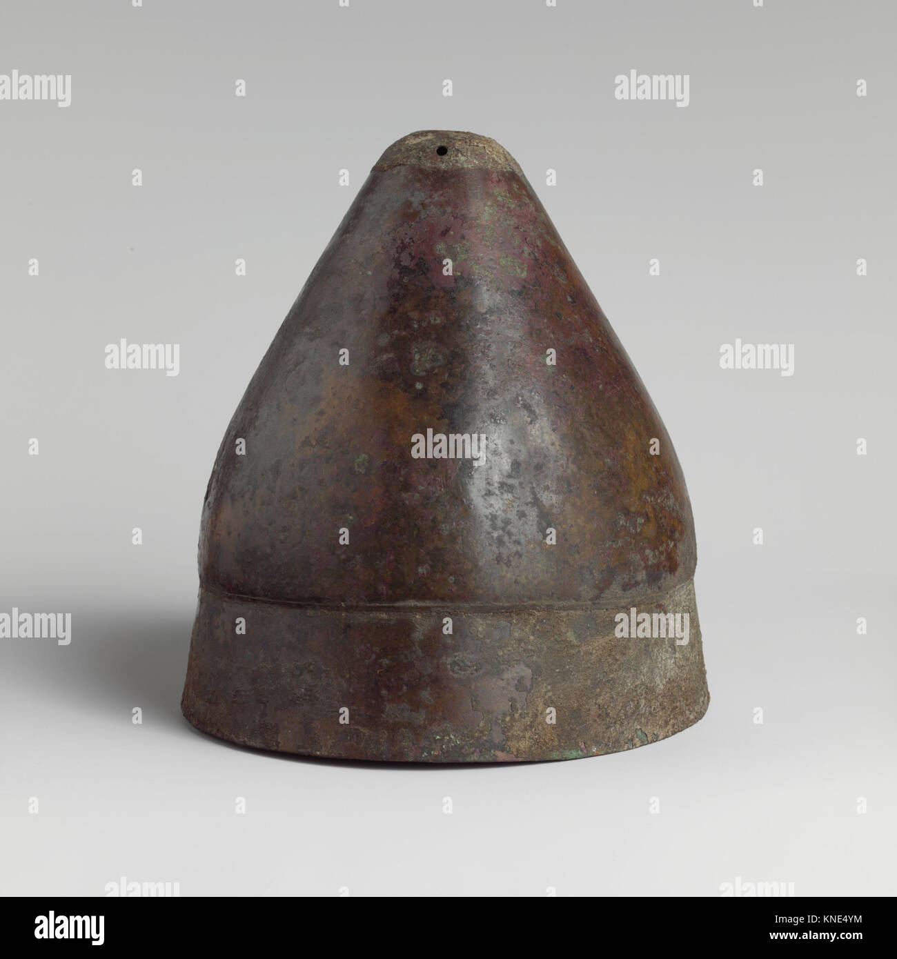 Pilos helm -Fotos und -Bildmaterial in hoher Auflösung – Alamy