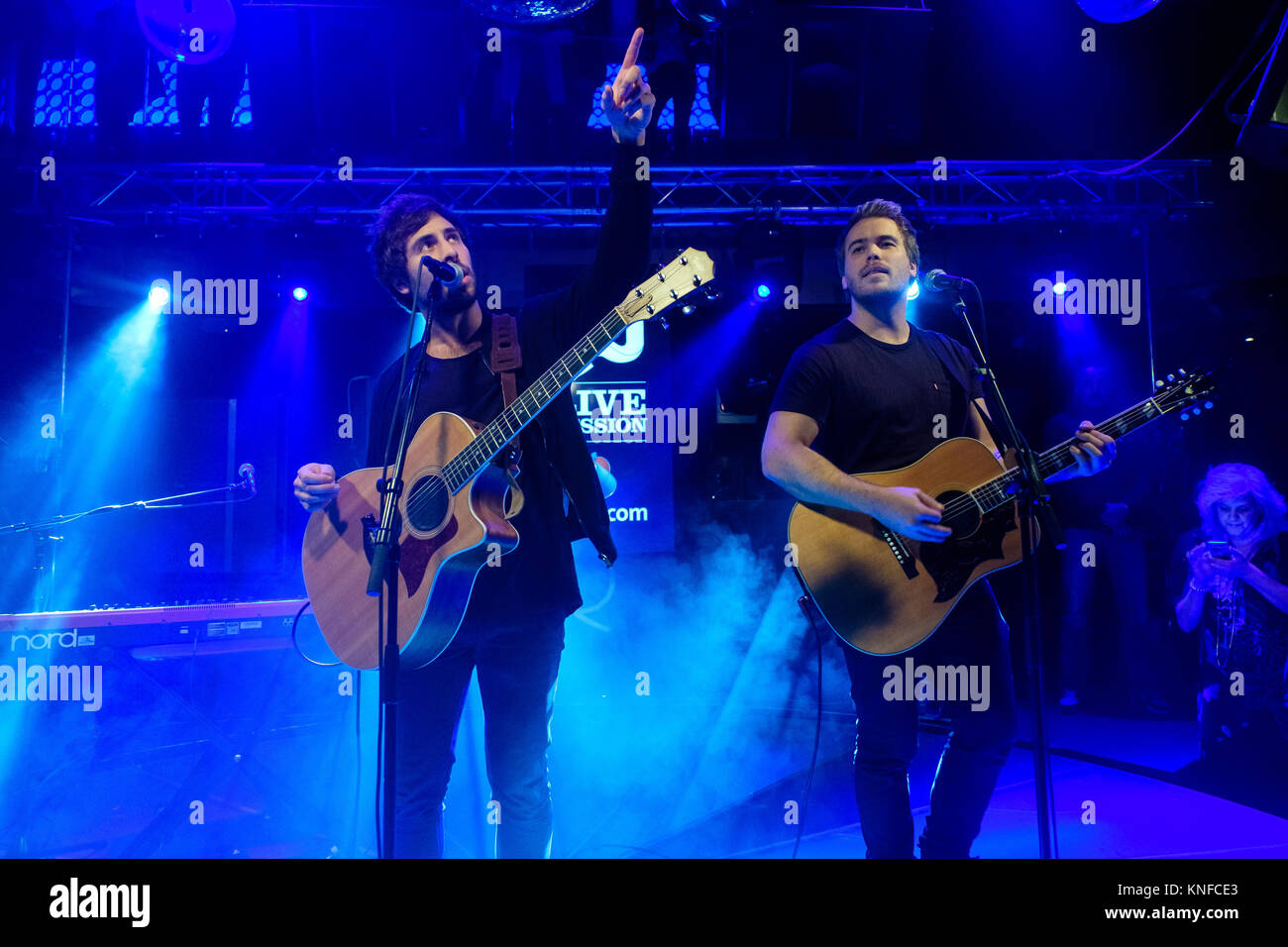 Max giesinger singer -Fotos und -Bildmaterial in hoher Auflösung – Alamy