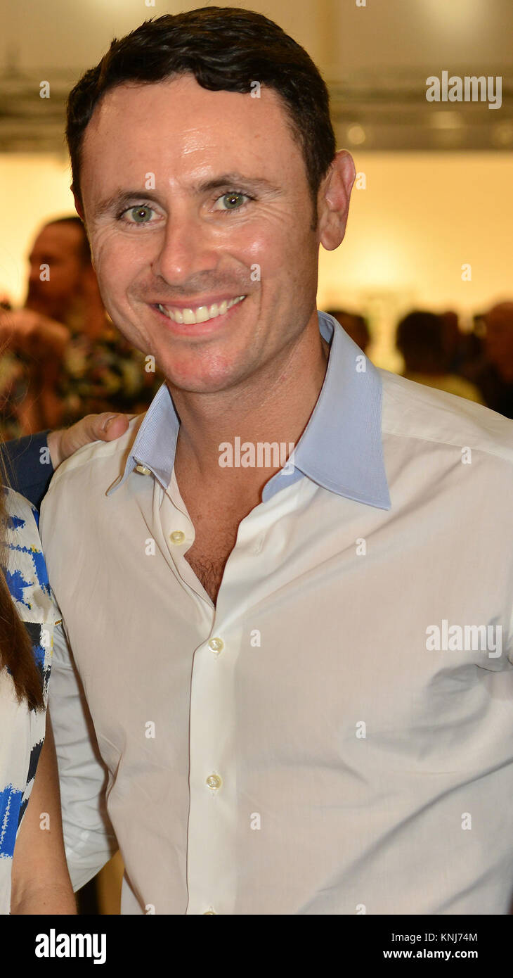 MIAMI BEACH, FL - Dezember 03: (Embargo bis Dezember 6, 2105) Hilary ...