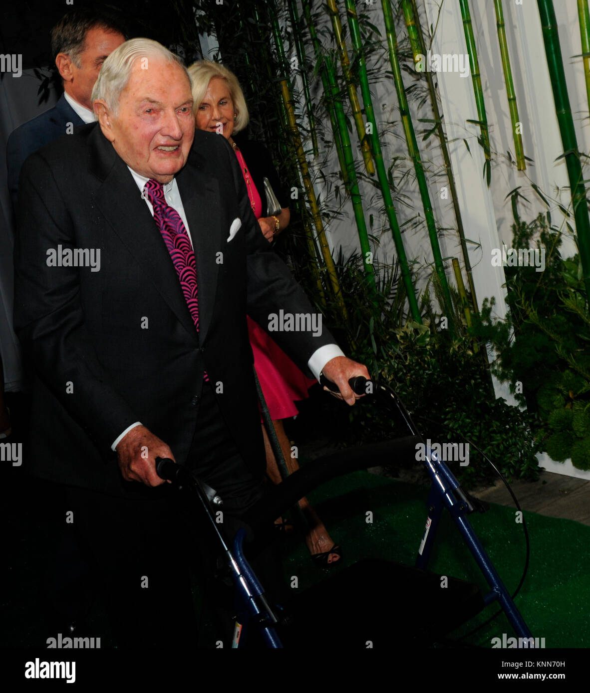 NEW YORK, NY-JUNI 02: David Rockefeller 2015 besucht das Museum für ...