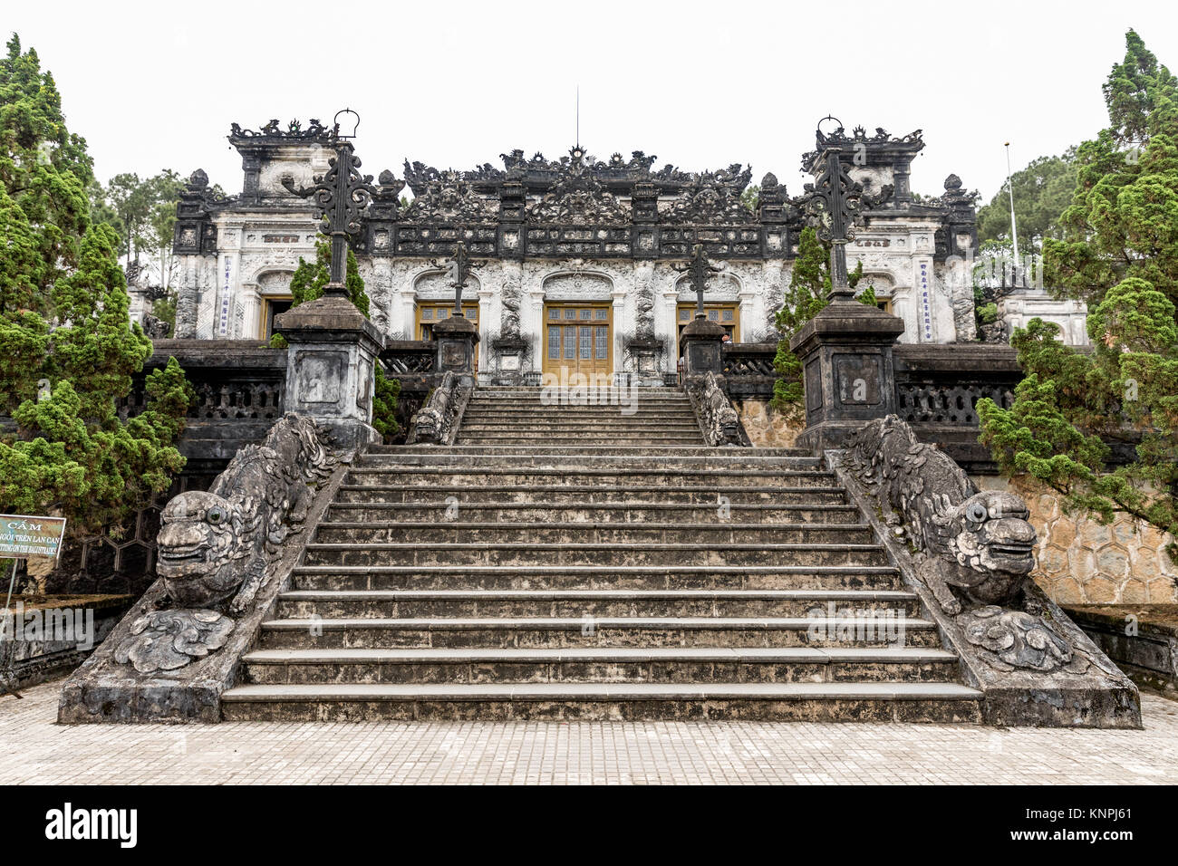 Grab von Khai Dinh Kaiser in Hue, Vietnam. Ein UNESCO Weltkulturerbe ...