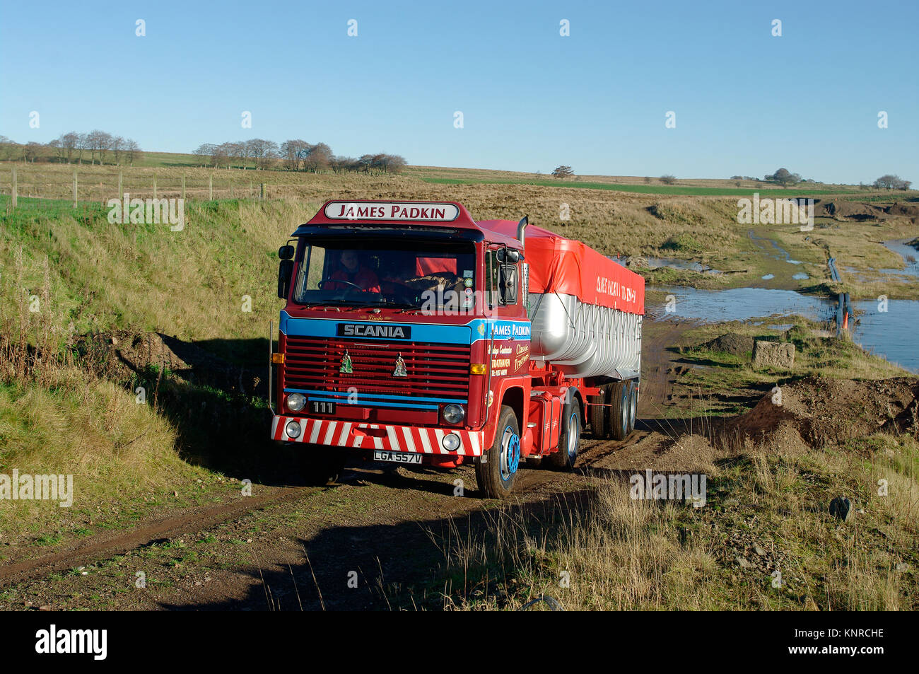 Scania 111 -Fotos und -Bildmaterial in hoher Auflösung – Alamy