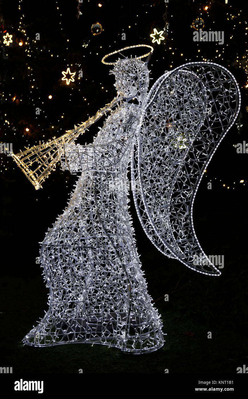Weihnachtslicht engel -Fotos und -Bildmaterial in hoher Auflösung – Alamy