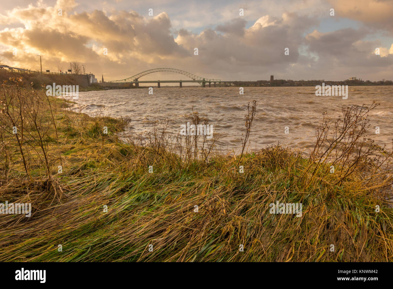 Widnes docks -Fotos und -Bildmaterial in hoher Auflösung – Alamy