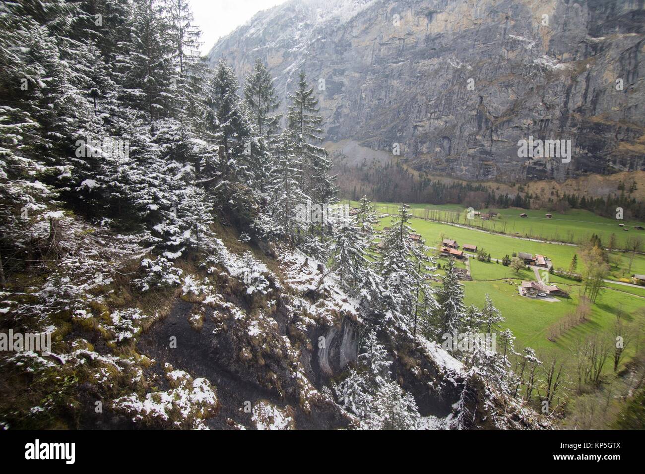 Landschaft in Lauterbrunnen Berge waren auch Region Berner Oberland ...
