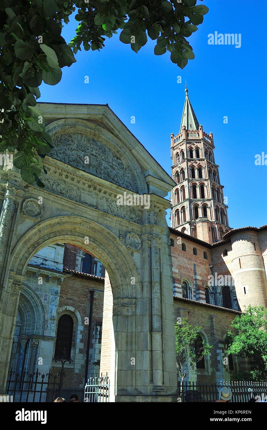 Eingang der basilika -Fotos und -Bildmaterial in hoher Auflösung – Alamy