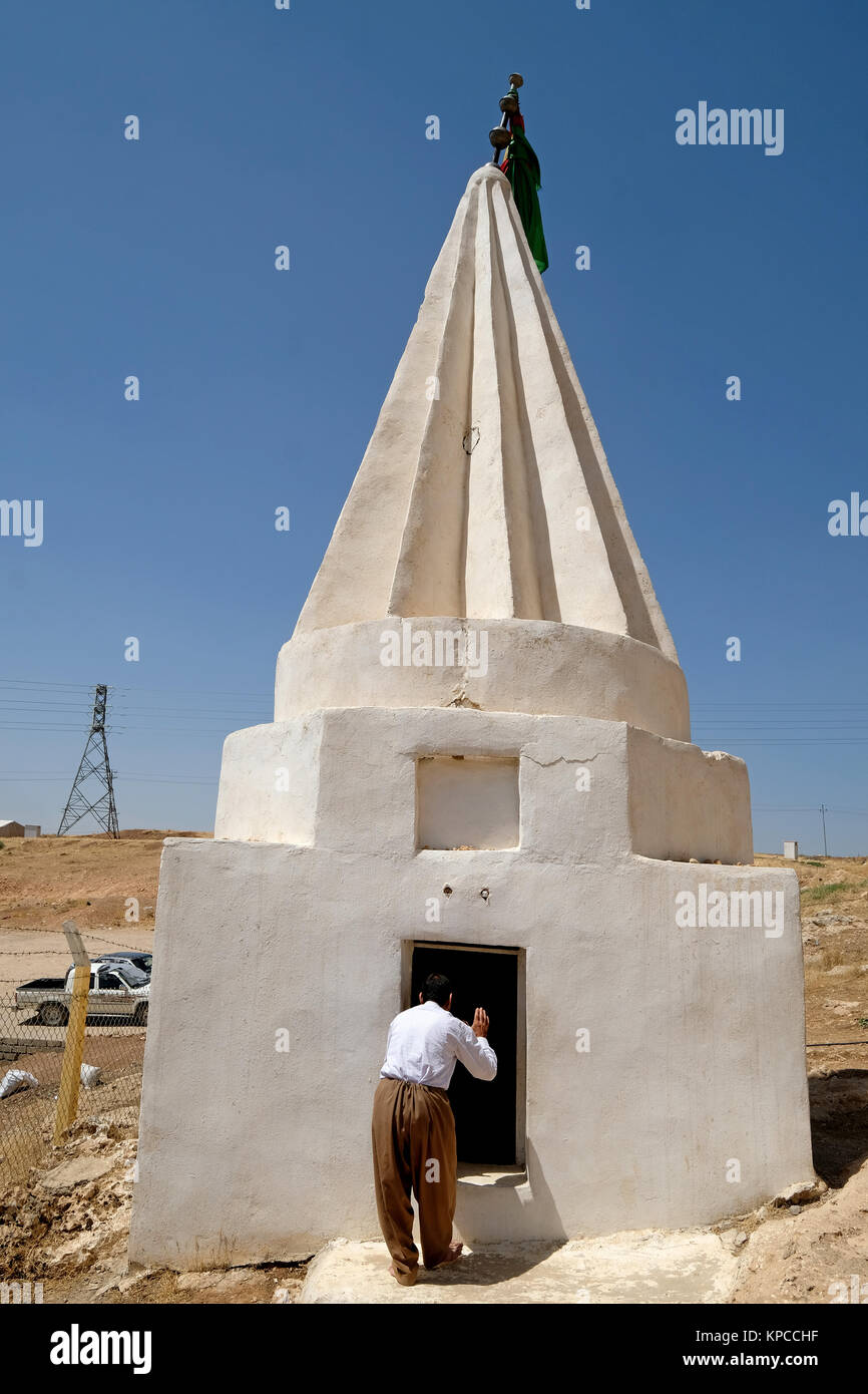Yezidi religion -Fotos und -Bildmaterial in hoher Auflösung – Alamy