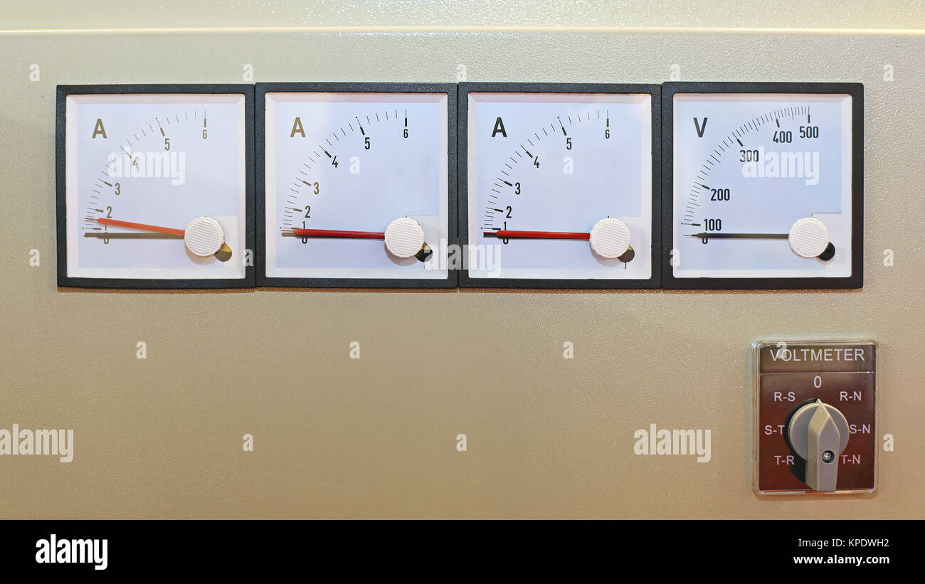 Messung Der Elektrischen Leistung Stockfotos und -bilder Kaufen - Alamy