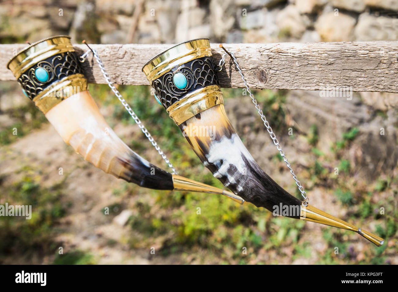 Ancient drinking horn -Fotos und -Bildmaterial in hoher Auflösung – Alamy