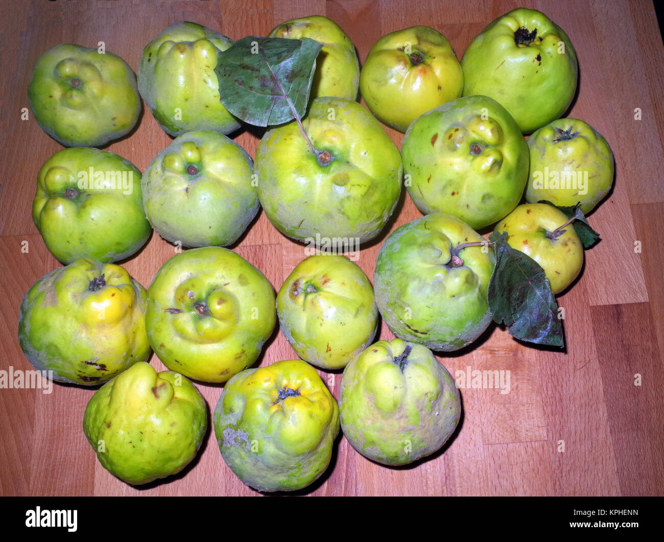 Apfel Quitten Stockfotos und -bilder Kaufen - Alamy