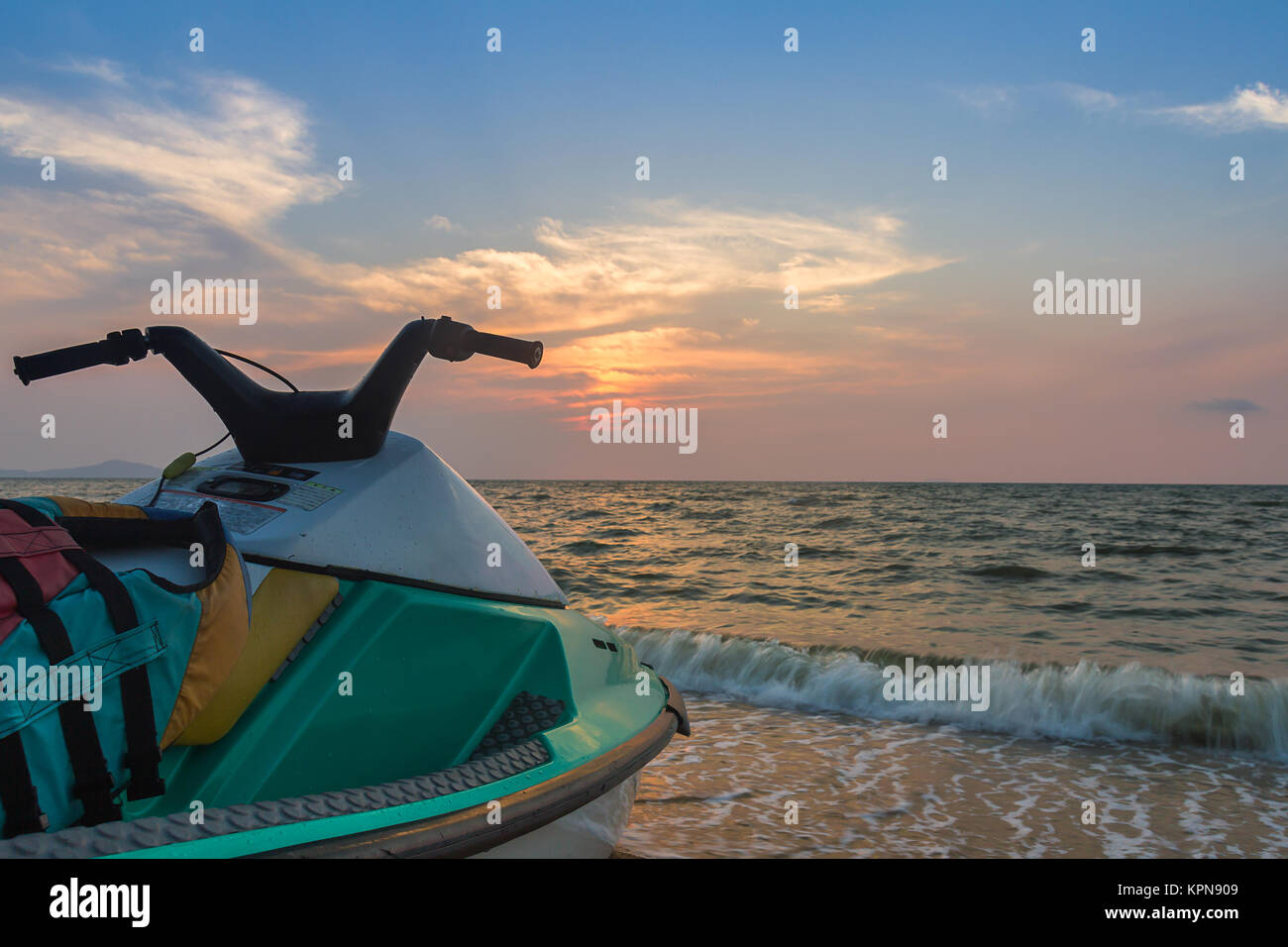 Wasserski fahren -Fotos und -Bildmaterial in hoher Auflösung – Alamy