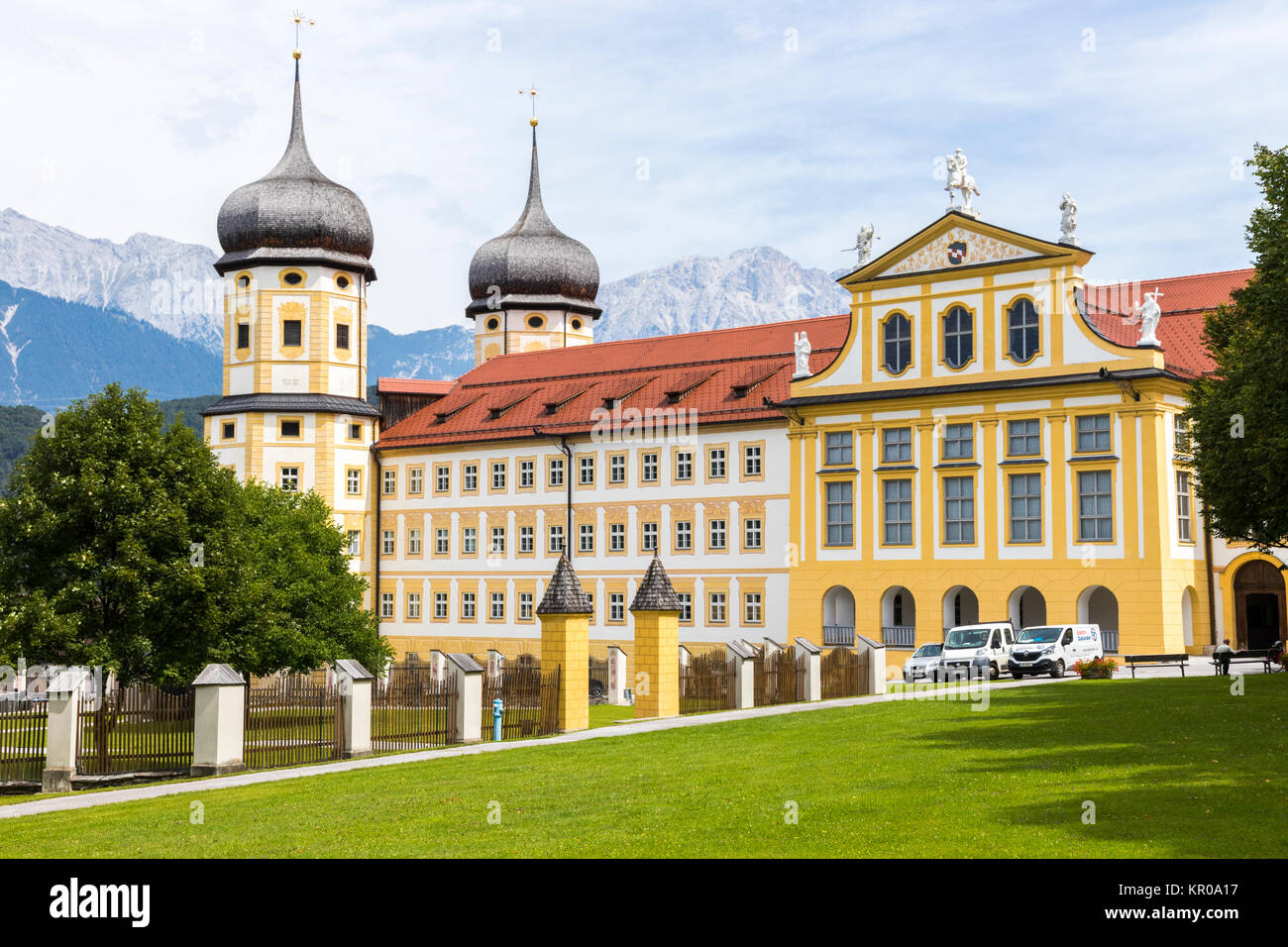 Stift Stams, einem barocken Zisterzienserkloster in der Gemeinde Stams ...