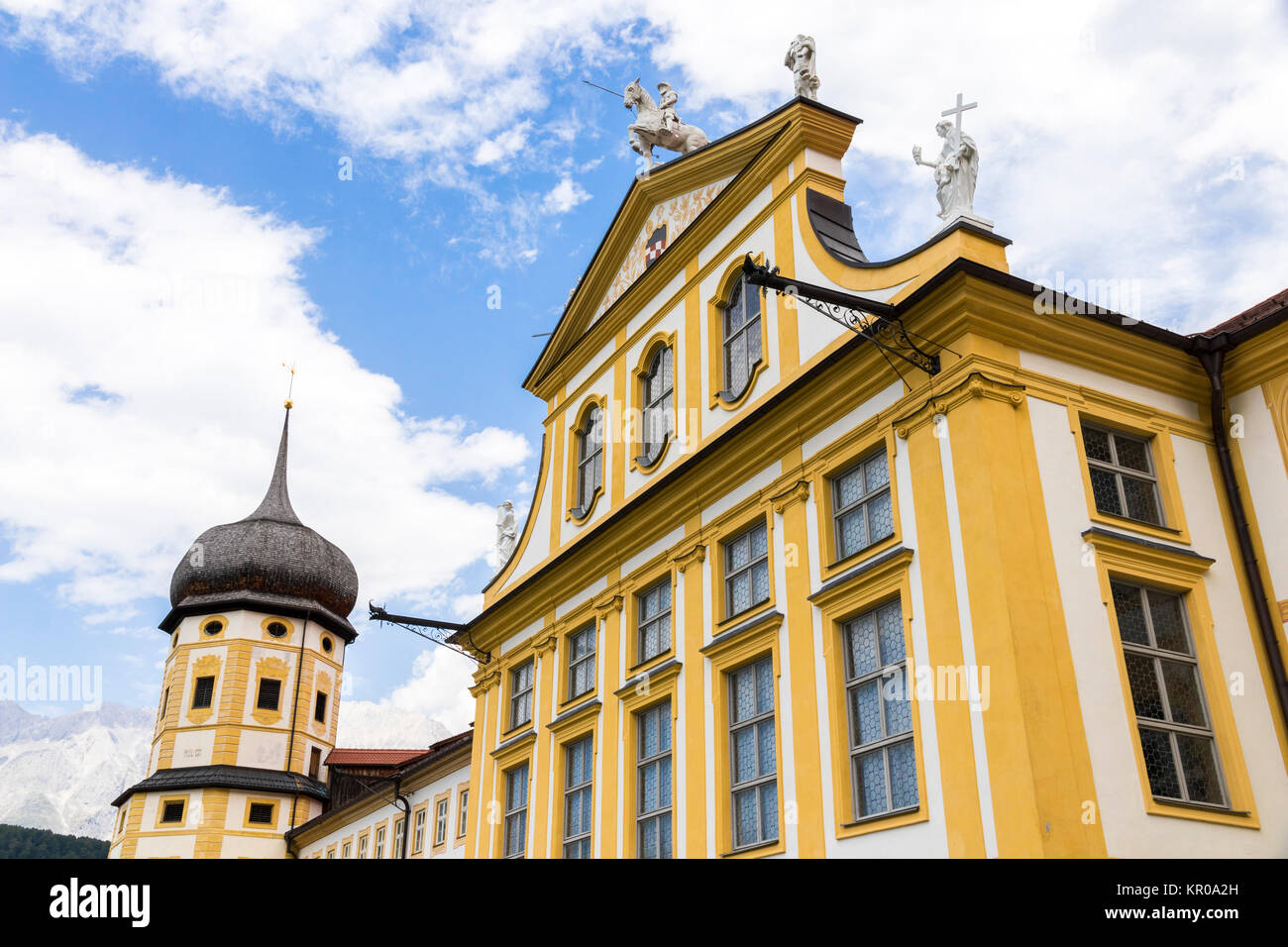 Stift Stams, einem barocken Zisterzienserkloster in der Gemeinde Stams ...