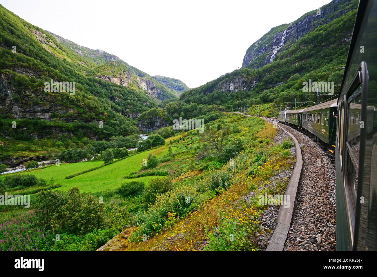 Flam bahn -Fotos und -Bildmaterial in hoher Auflösung – Alamy