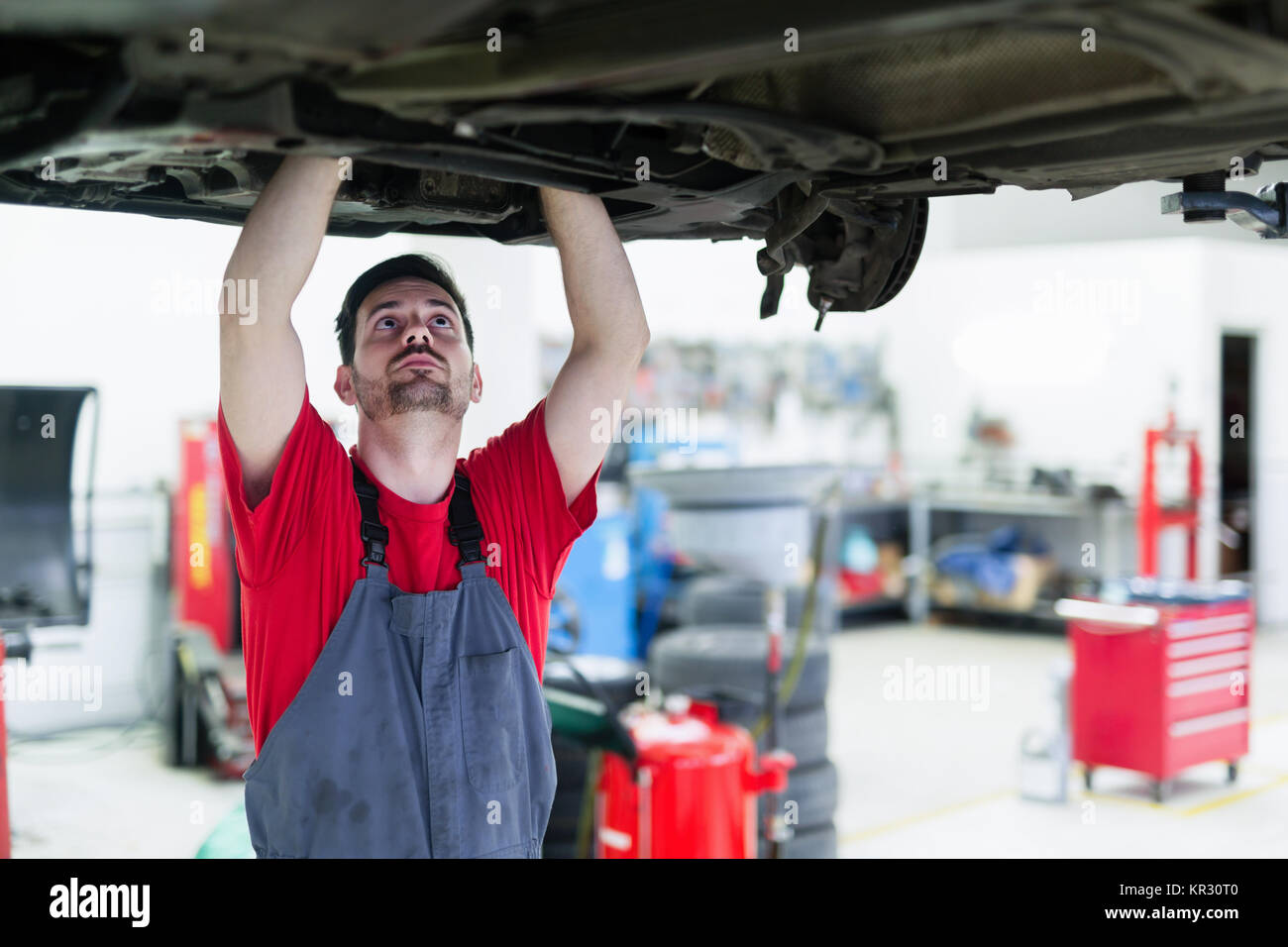 Mechanical technician -Fotos und -Bildmaterial in hoher Auflösung – Alamy