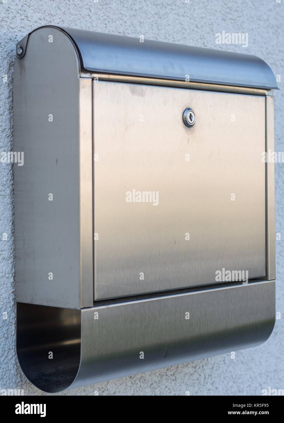 Postbriefkasten Briefkasten Stockfotos und -bilder Kaufen - Alamy