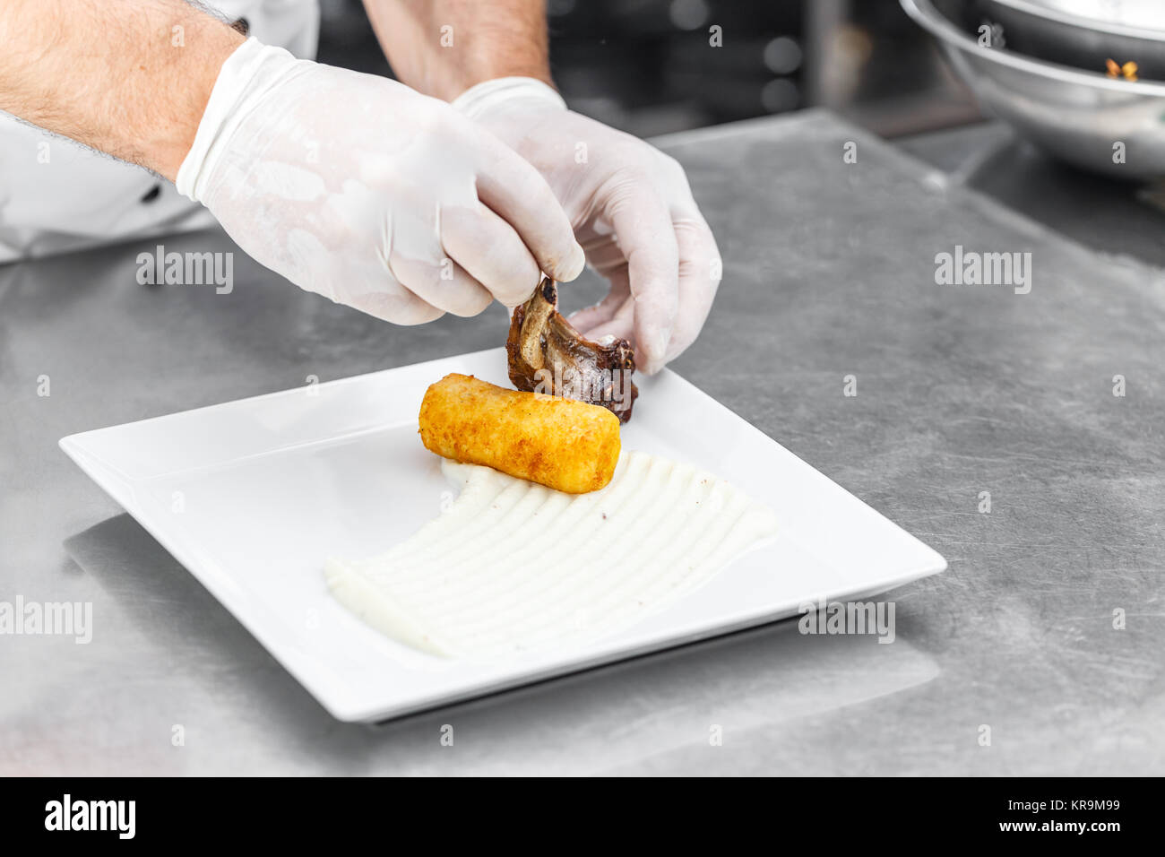 Gebratene ziegenrippen -Fotos und -Bildmaterial in hoher Auflösung – Alamy