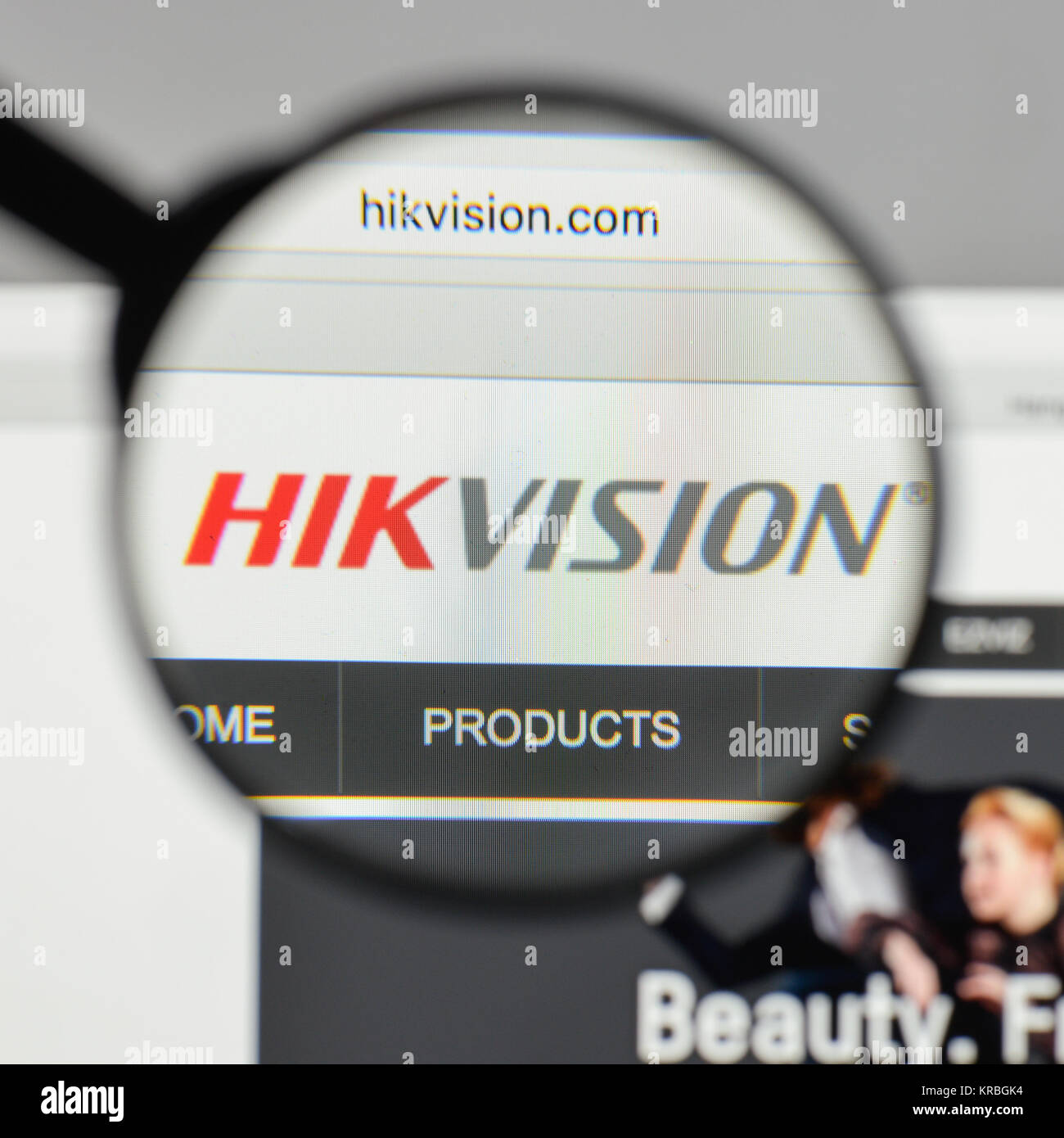 Mailand, Italien - 10 August 2017: hikvision Logo auf der Homepage ...