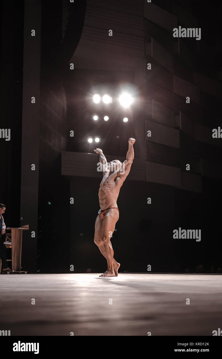 Bodybuilding Stage Stockfotos und -bilder Kaufen - Alamy